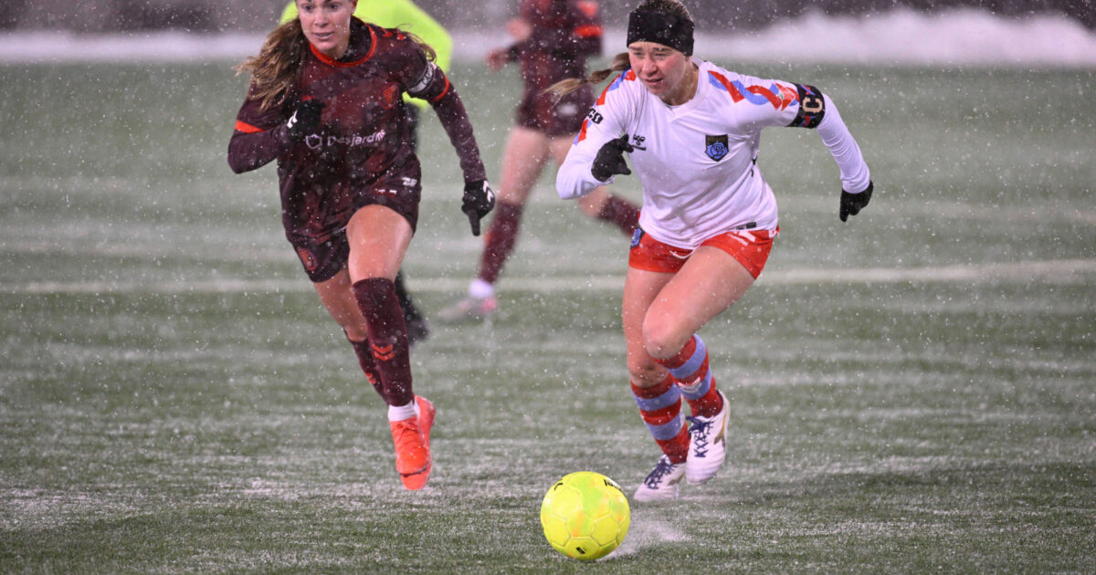 LES ROSES S'INCLINENT EN DEMI-FINALE - Roses de Montréal